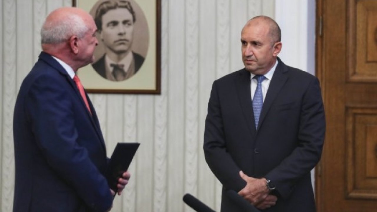 Главчев смени Стоянов, Атанас Илков е новият служебен министър на МВР ...