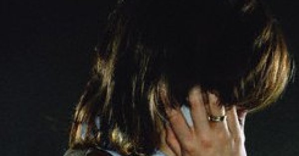 Телефонен терор: Жена изкиха послушно 160 лв. по нареждане на непознат - Новини от Dnes.bg