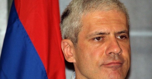 След 8 години Борис Тадич среща бившата си съпруга. Тя е монахиня - Новини от Dnes.bg