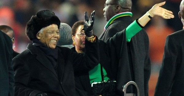 Google дава 1,25 млн. долара за архива на Мандела - Новини от Dnes.bg