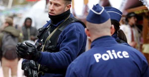 Живи или мъртви Белгия издирва 160 терористи - Новини от Dnes.bg