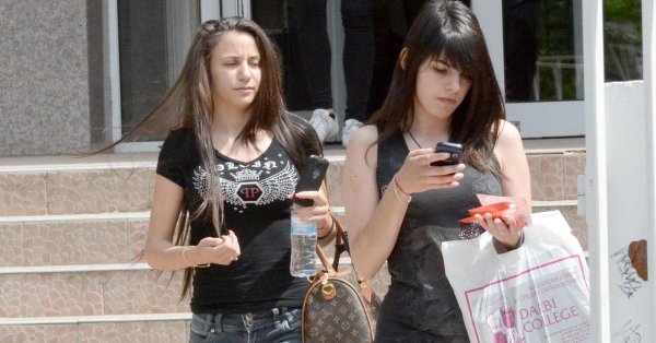 Влез в priem.mon.bg, изтегли е-заявление за 7 кл. - Новини от Dnes.bg