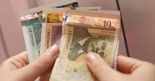 ГЕРБ против таванът на кешовите плащания да падне на 5000 лева - Новини от Dnes.bg