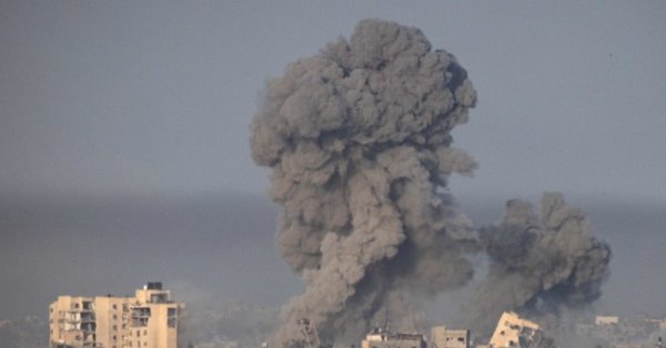 8000 евакуирани от болница в Газа - Новини от Dnes.bg