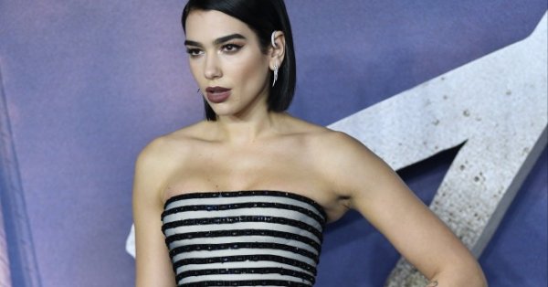 Дуа Липа се показа с новия в Instagram - Новини от Dnes.bg