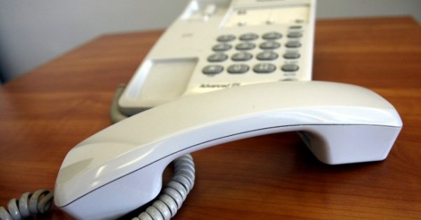 Задържаха жена за ало измама, взела 20 000 лв. от 91-годишен - Новини от Dnes.bg