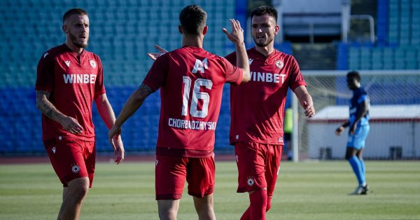 ЦСКА удари Раднички с 3:1 при официалното си представяне - Новини от Dnes.bg