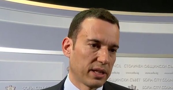 Терзиев на протест в Истанбул в подкрепа на задържания кмет Имамоглу - Новини от Dnes.bg