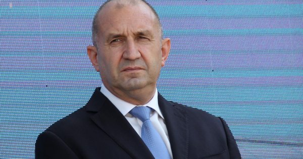 Радев: Да си внесем депутати за по 500 лв, може те да са по-отговорни и ангажирани - Новини от ...