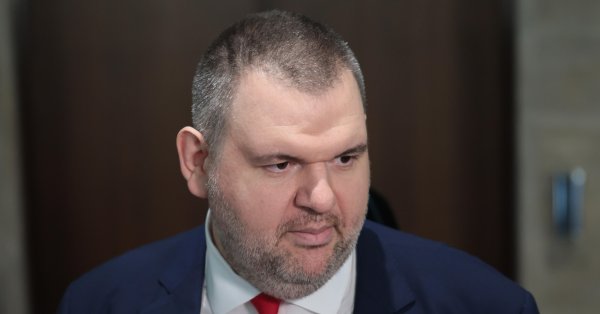 Коментари за Делян Пеевски: Досега бях добър, сега съм лош - Страница 1 - Новини от Dnes.bg