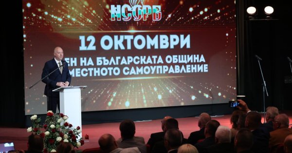 Коментари за Желязков: Основната политическа война, която се води у нас, е за геополитическата ...