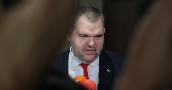 Коментари за Пеевски: ПП-ДБ искаха да работят с мен и да пенсионираме Борисов - Страница 1 ...