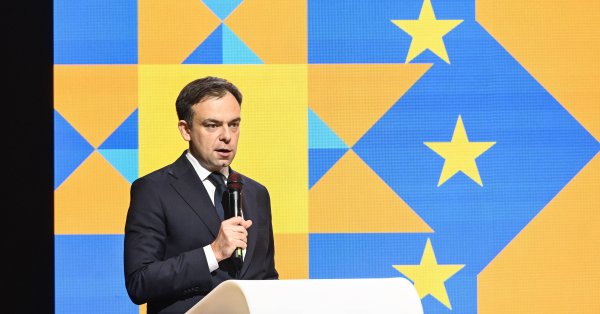 Коментари за Полша е "най-бързо растящата икономика в Европа" - Страница 1 - Новини от Dnes.bg