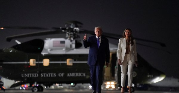 Коментари за Какво си казаха Доналд и Мелания в хеликоптера Marine One? - Страница 1 - Новини от ...