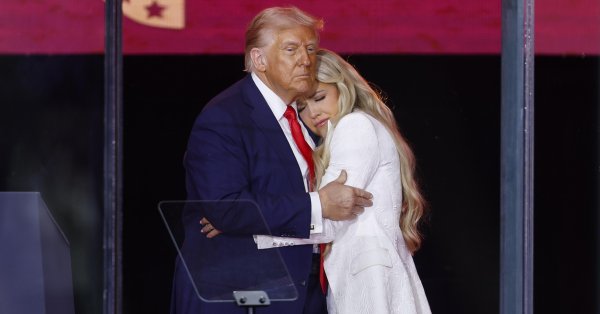 Тръмп за Чарли Кърк: Сега той е мъченик за свободата на Америка - Новини от Dnes.bg